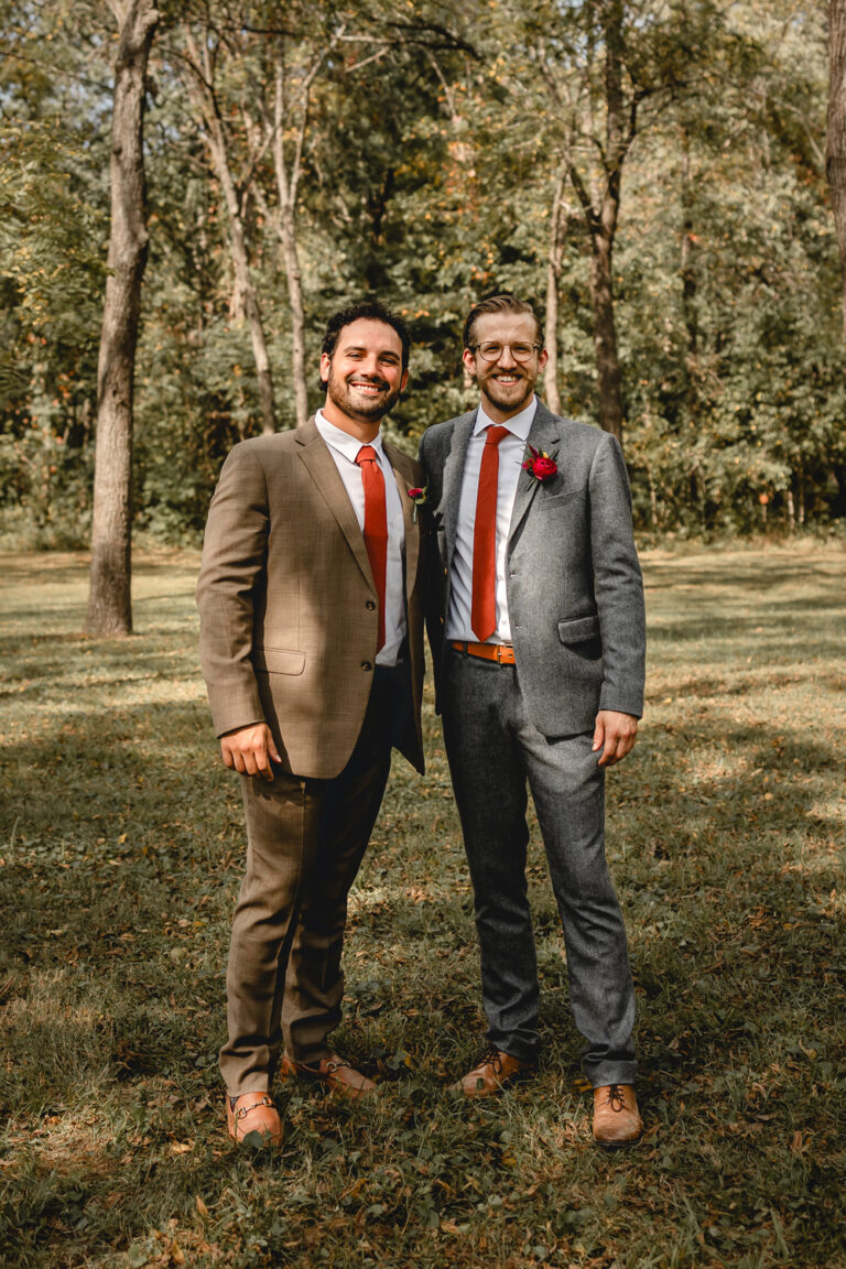 BEKAH + TONY // a colorful + carefree woodsy wedding at Lost Hill Lake ...