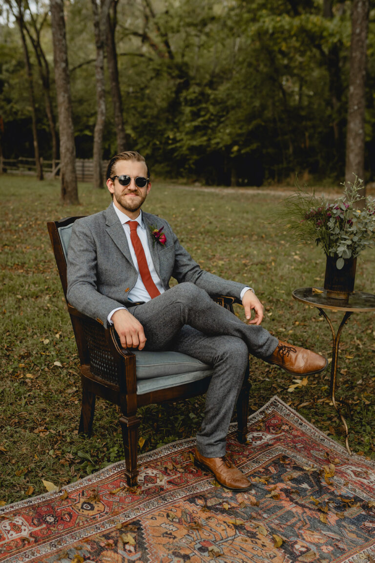BEKAH + TONY // a colorful + carefree woodsy wedding at Lost Hill Lake ...